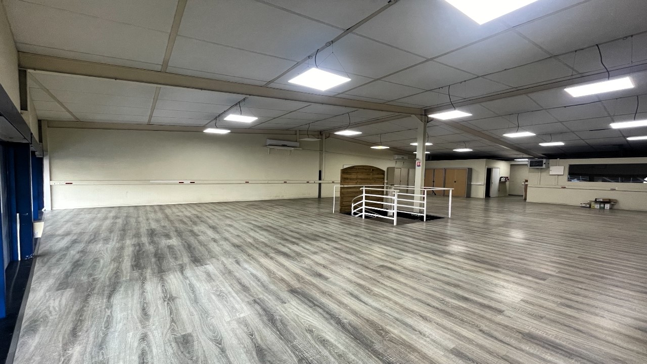 À VENDRE - LOCAUX COMMERCIAUX (2 lots) 606 m² - PAPEETE - FARE UTE ...